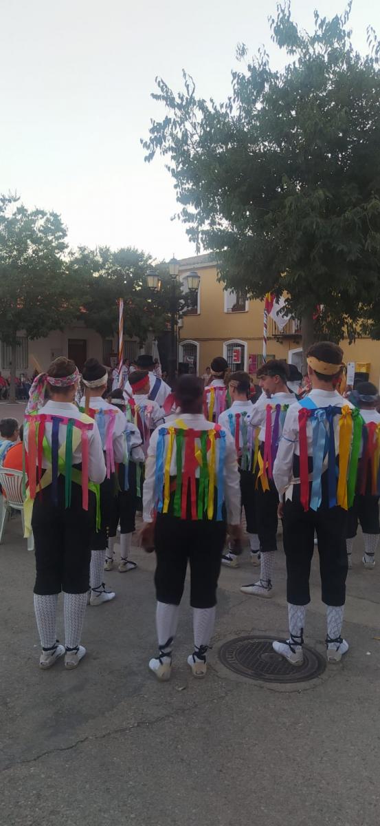 DANZAS Y PALOTEOS DE CASTILLEJO DEL ROMERAL | Alcarria Conquense